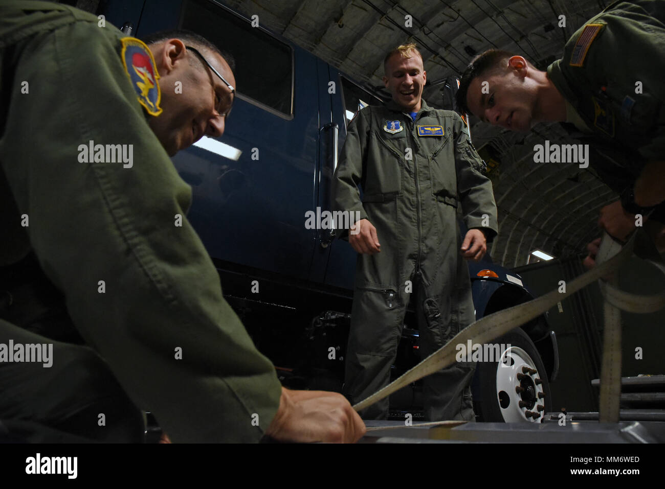 Airmen with the 105th Airlift Wing secure a Joint Incident Site ...