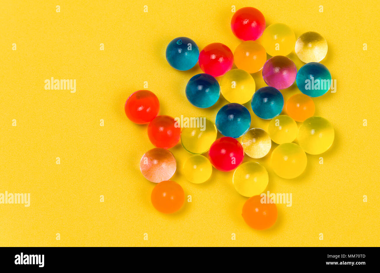 Scattered spheres hi-res stock photography and images - Alamy