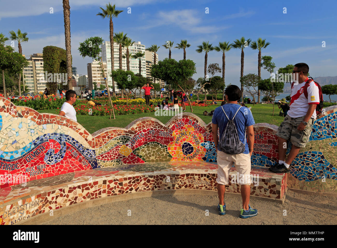 Parque de Amor, Miraflores District, Lima, Peru Stock Photo - Alamy