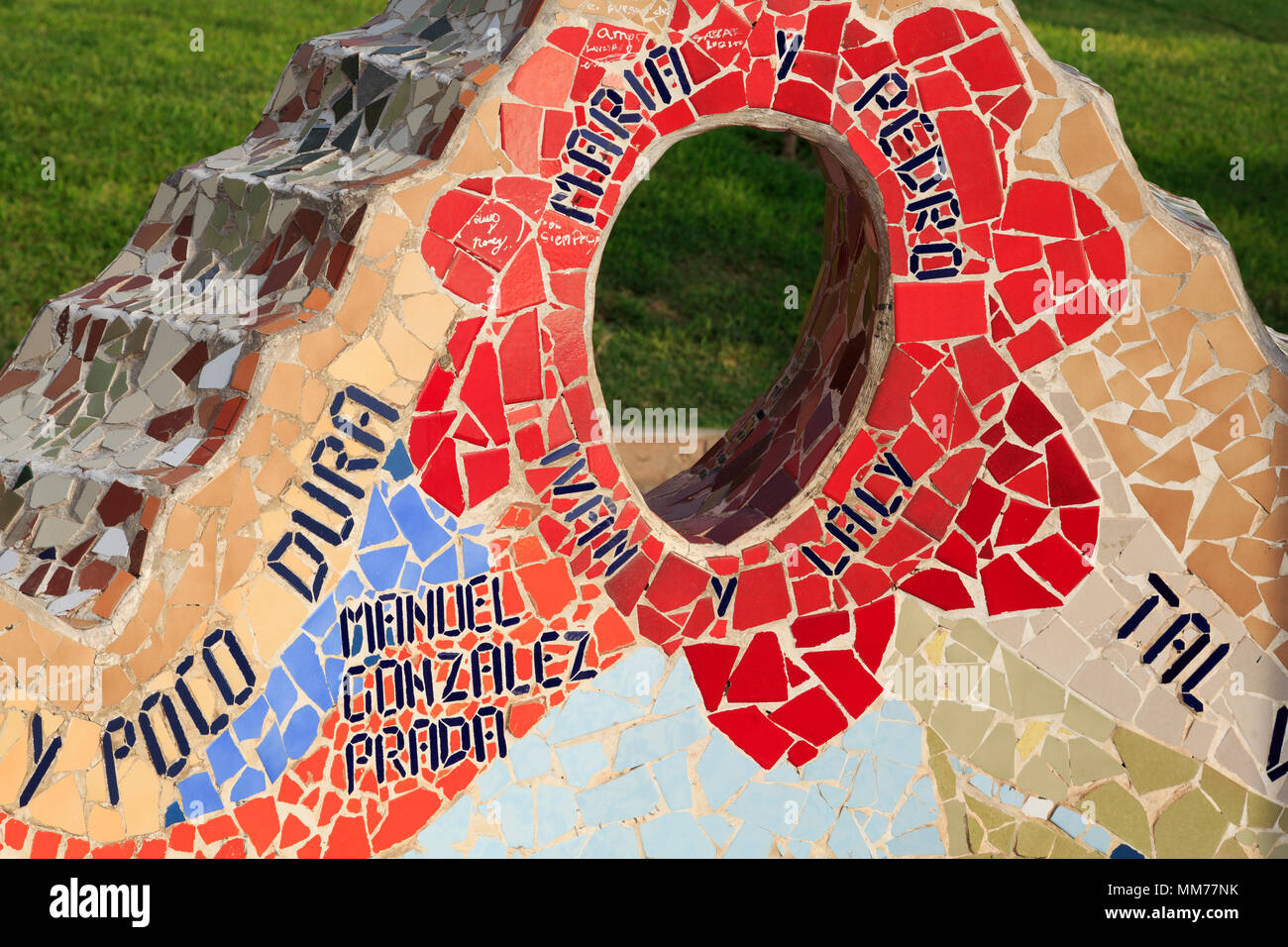 Parque de Amor, Miraflores District, Lima, Peru Stock Photo - Alamy