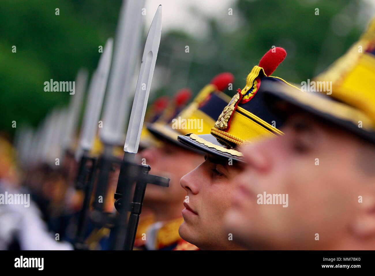 Bucharest, Romania. 9th May, 2018. Romanian guards of honor take part ...