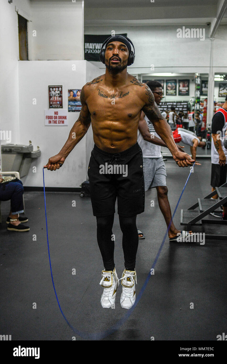 J'leon love hi-res stock photography and images - Alamy