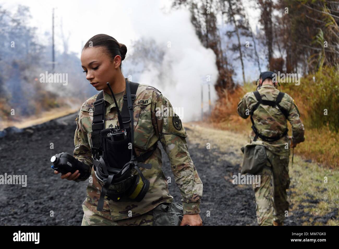 Hawaii soldiers hi-res stock photography and images - Alamy