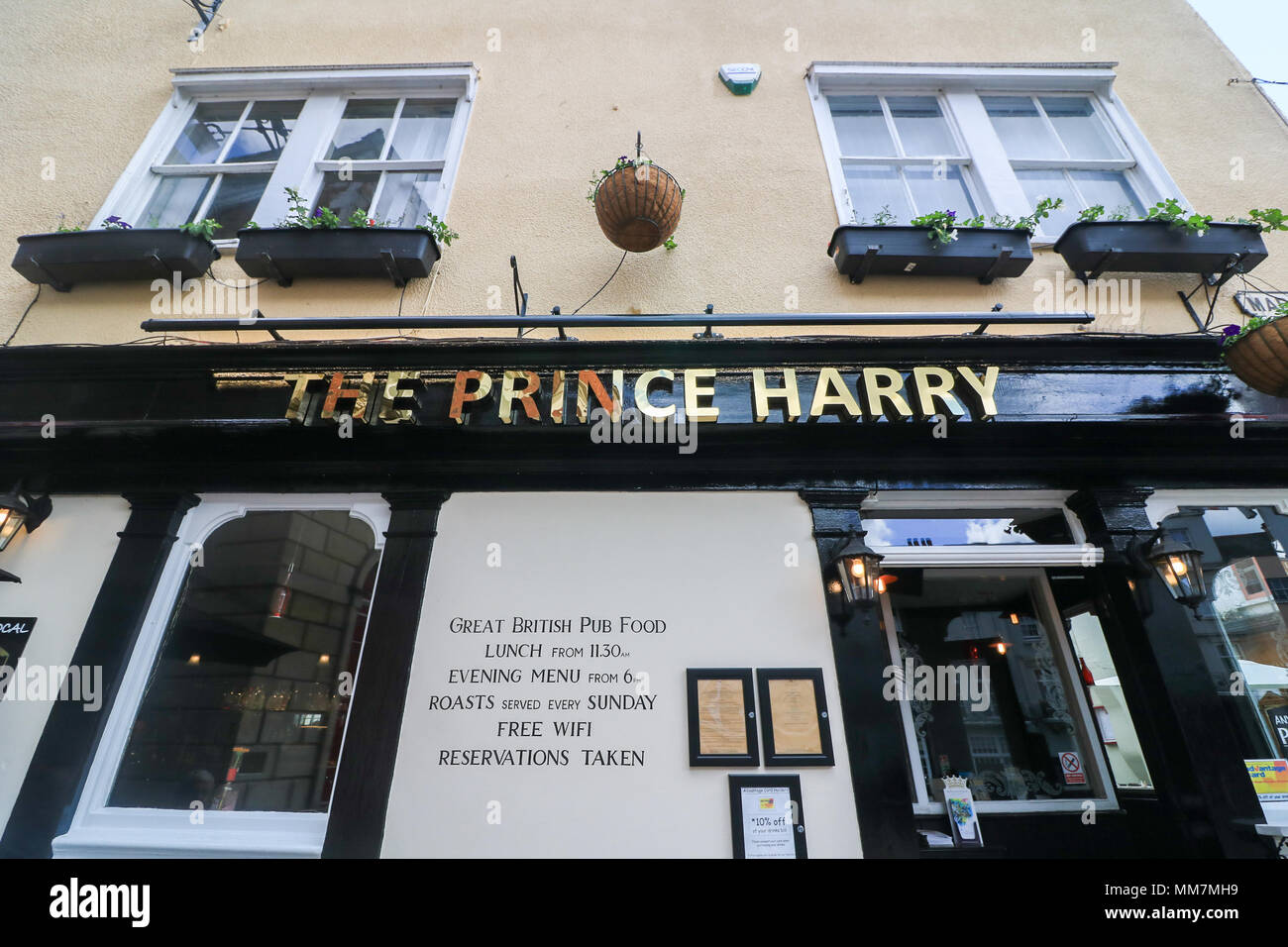 The great harry pub hi-res stock photography and images - Alamy