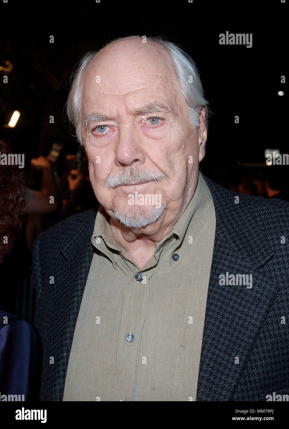 Robert Altman posing at the premiere of Gosford Park at the Academy of ...