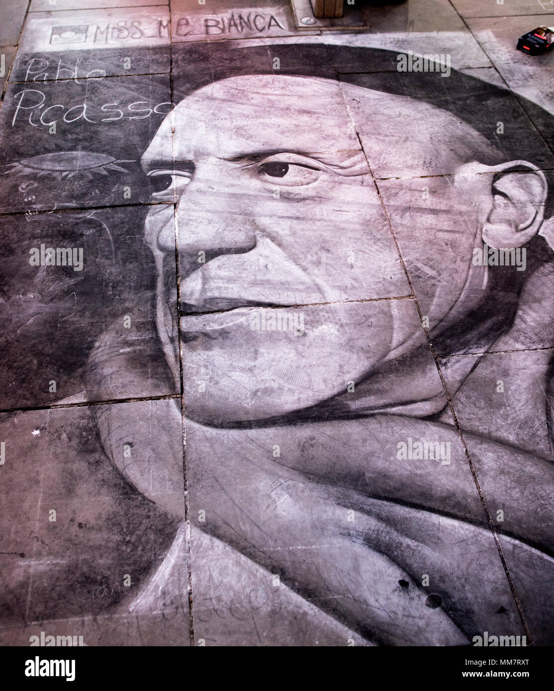 Street Painting Of Pablo Picasso Piccadilly Circus London UK Stock ...