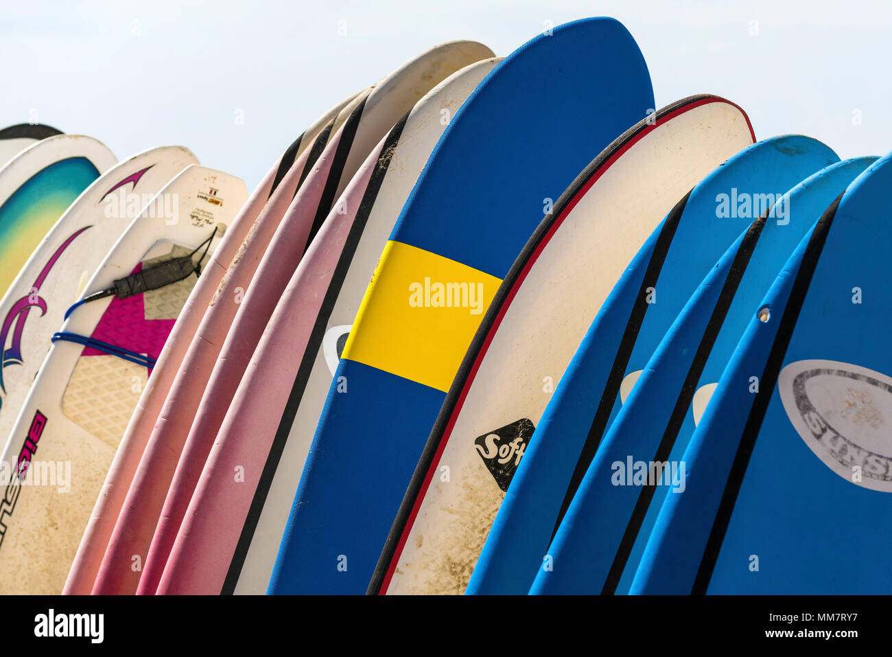 Colourful surfboards hi-res stock photography and images - Alamy