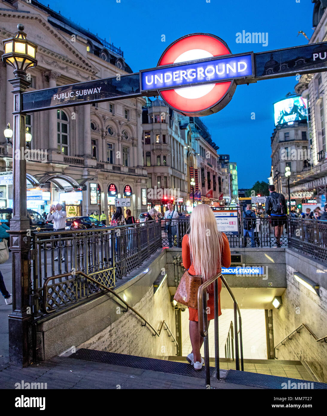 Lonon tube hi-res stock photography and images - Alamy