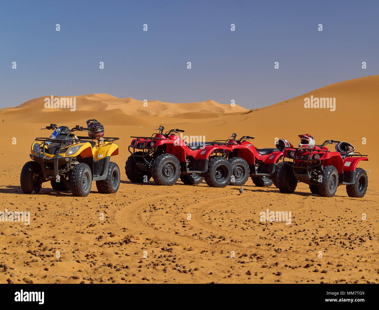 Desert quads hi-res stock photography and images - Alamy