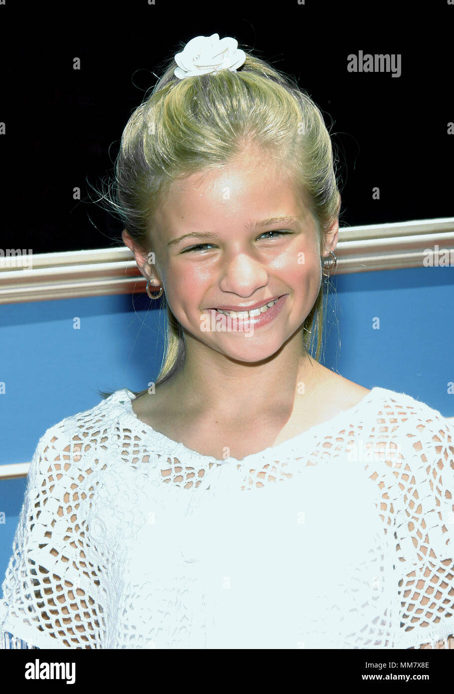 Jenna Boyd arriving at The Princess Diaries 2: Royal Engagement ...