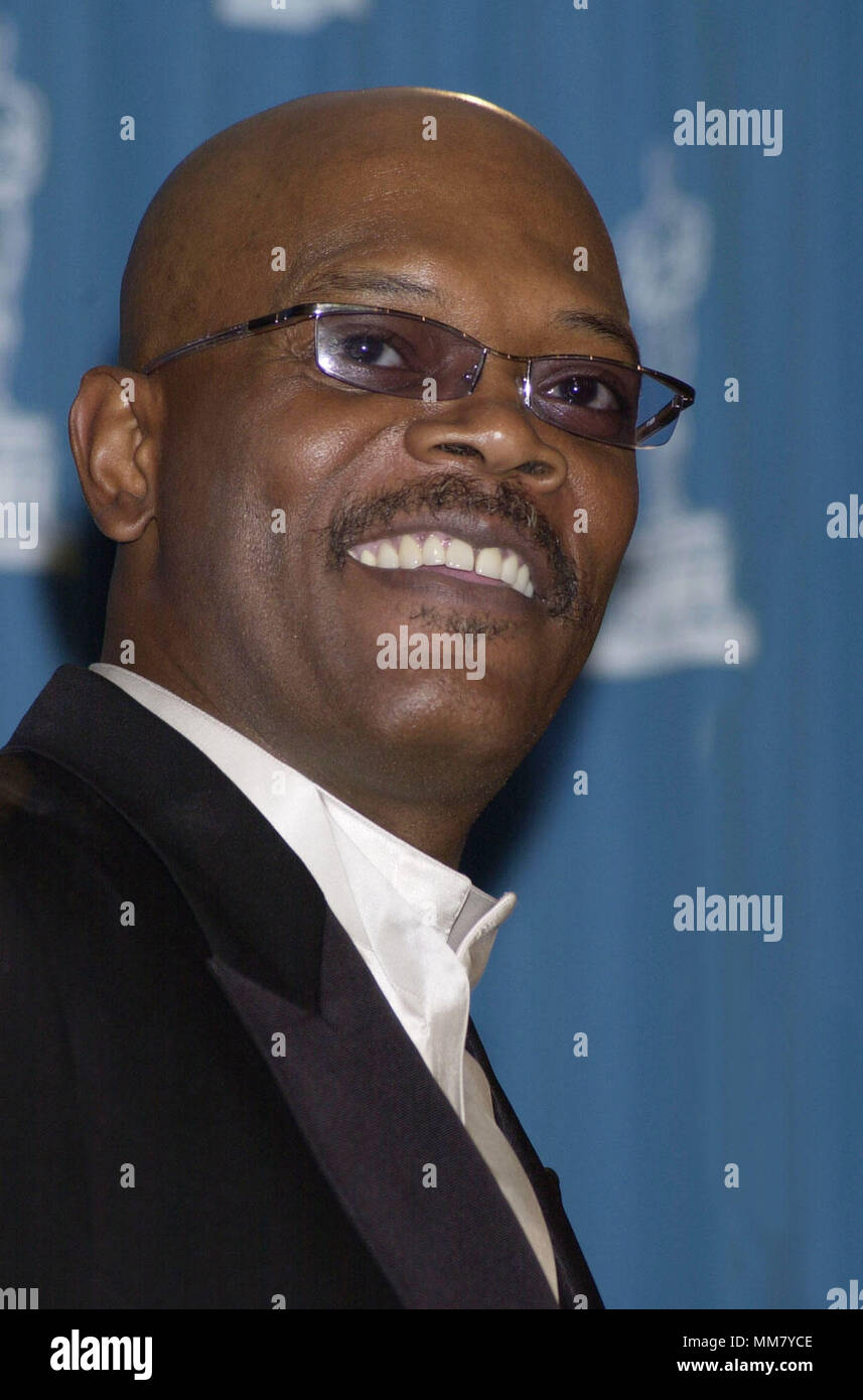 Samual L. Jackson backstage at the 73rd Annual Academy Awards at the ...