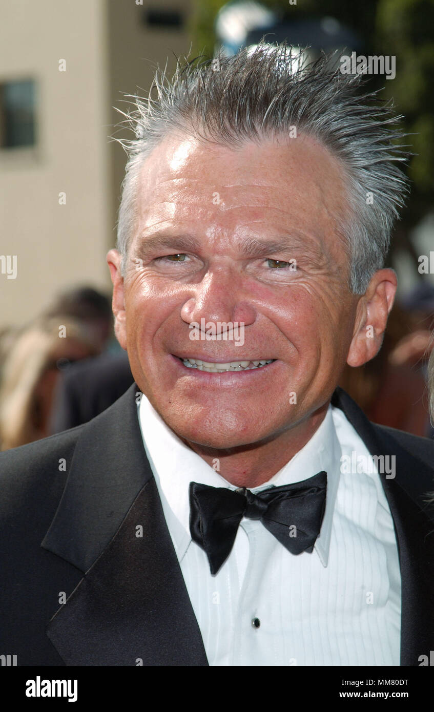 David Leisure arrives at the 2001 Creative Arts Emmy Awards at the ...