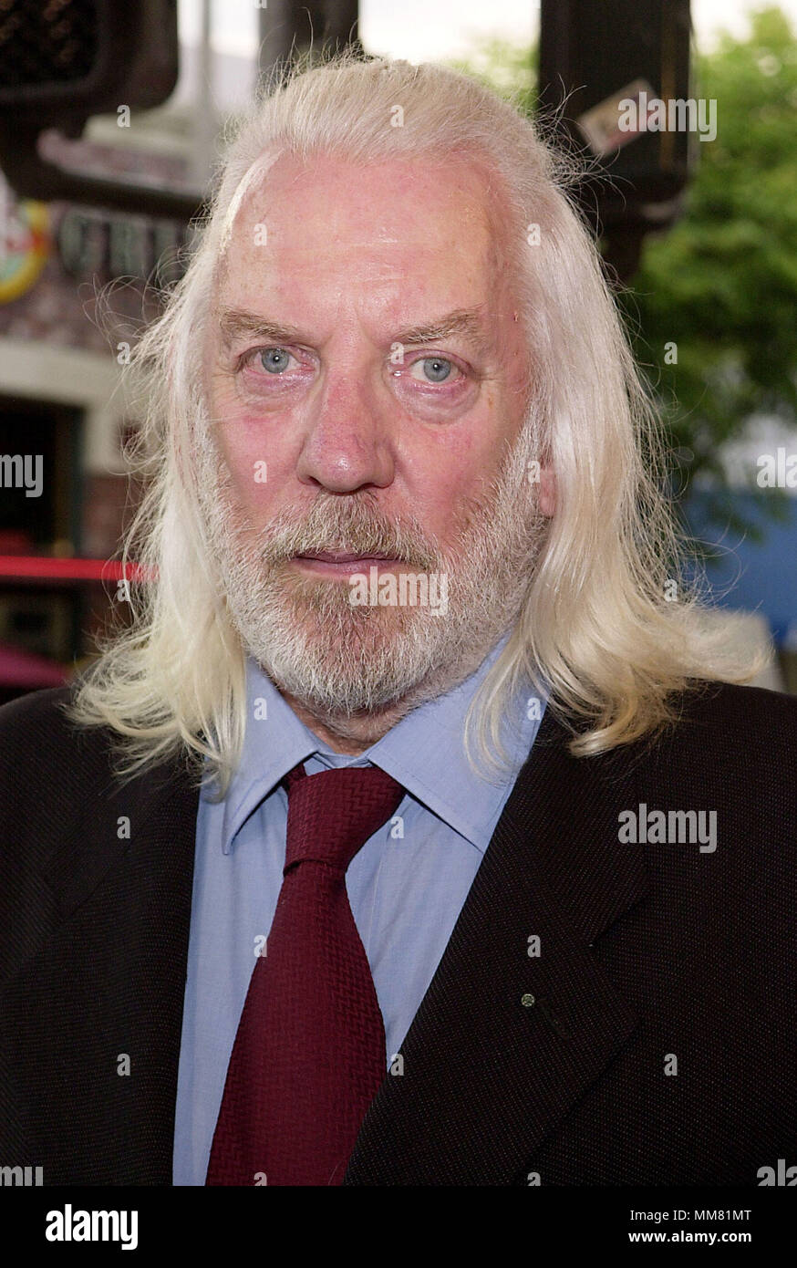 Donald Sutherland arriving at the premiere of Final Fantasy: The ...