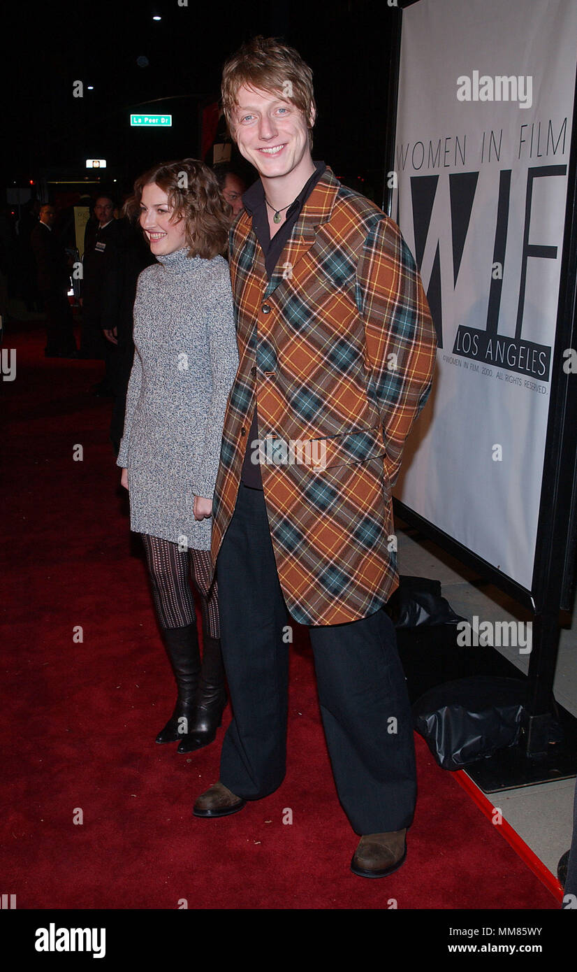 Dougie Payne arriving at the premiere of Gosford Park at the Academy of ...