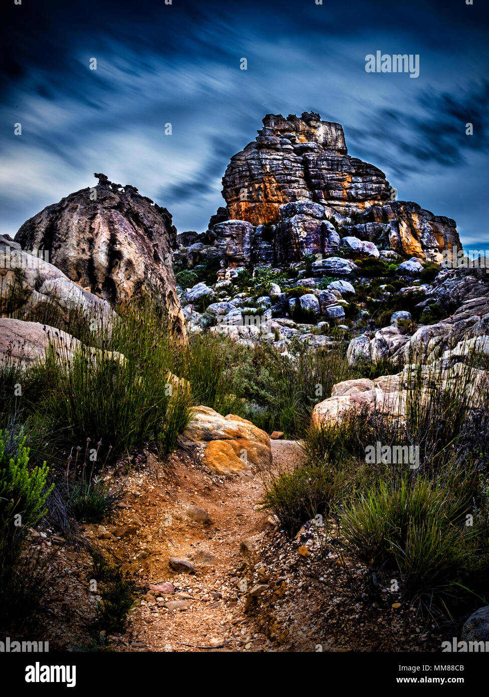 An example of the amazing sandstone rock formations in the Cederberg ...