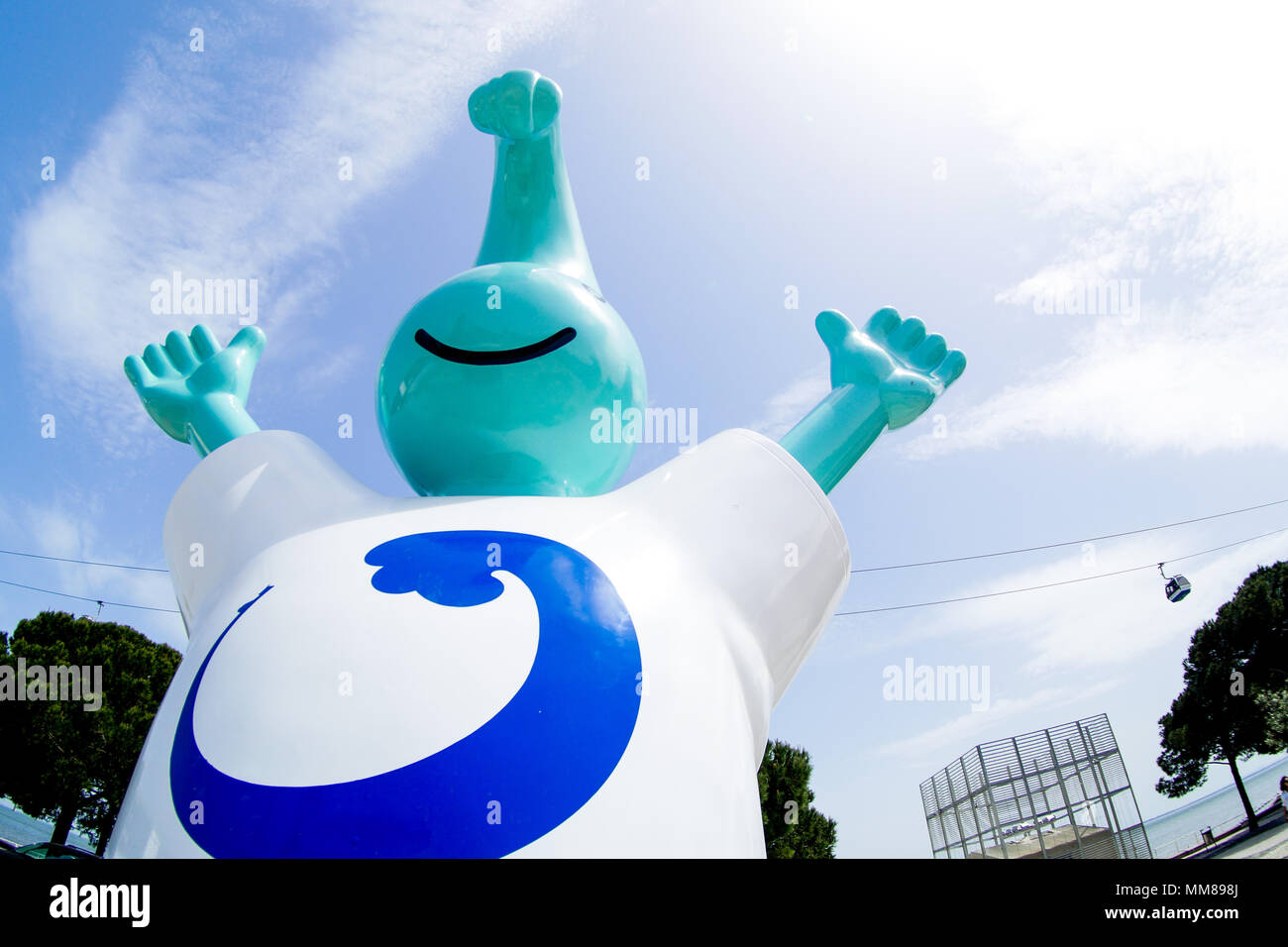 Expo 98 mascot hi-res stock photography and images - Alamy