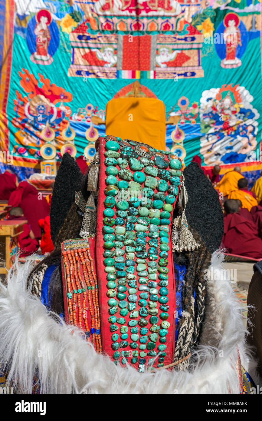 Zanskari women wearing ethnic traditional Ladakhi headdress with ...