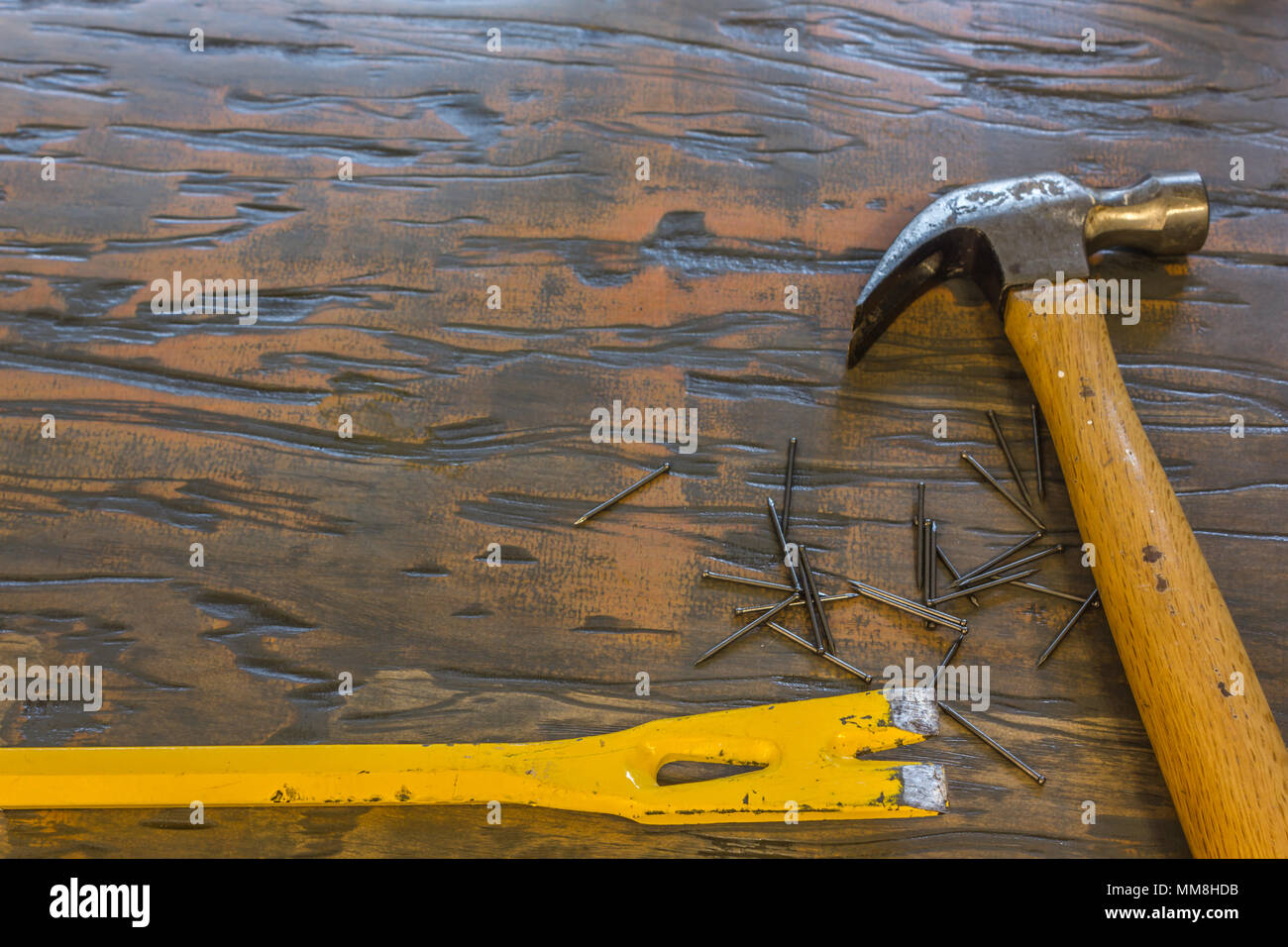 Pry single group hi-res stock photography and images - Alamy