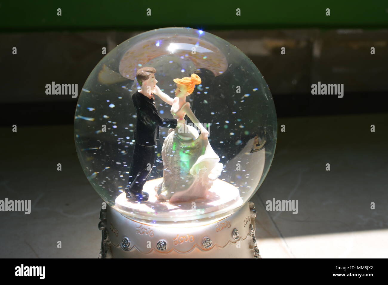 Dancing glass hi-res stock photography and images - Alamy