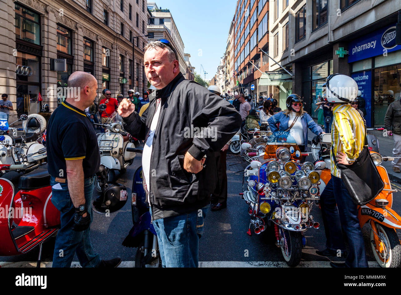 Scooter rally hi-res stock photography and images - Alamy