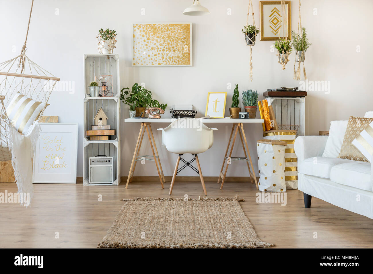 Office area hi-res stock photography and images - Alamy