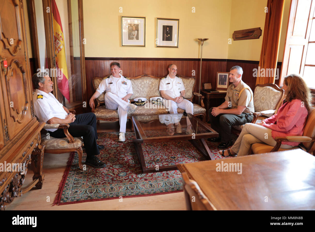 170908-N-KW515-118 PALMA DE MALLORCA, Spain (Sept. 8, 2017) Capt. Larry ...