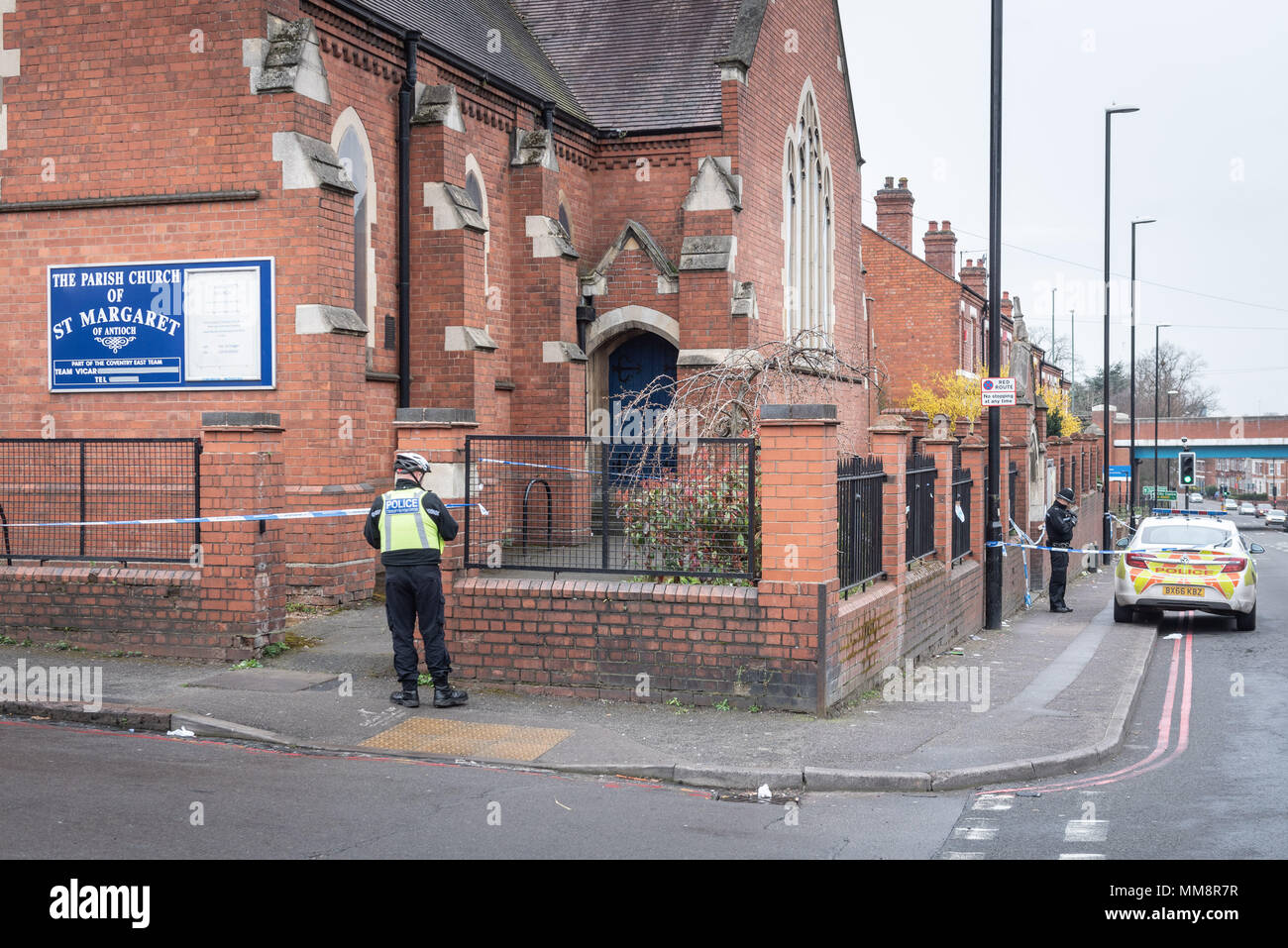 Walgrave Road, Coventry, West Midlands, UK. 8th April 2018. A woman is ...