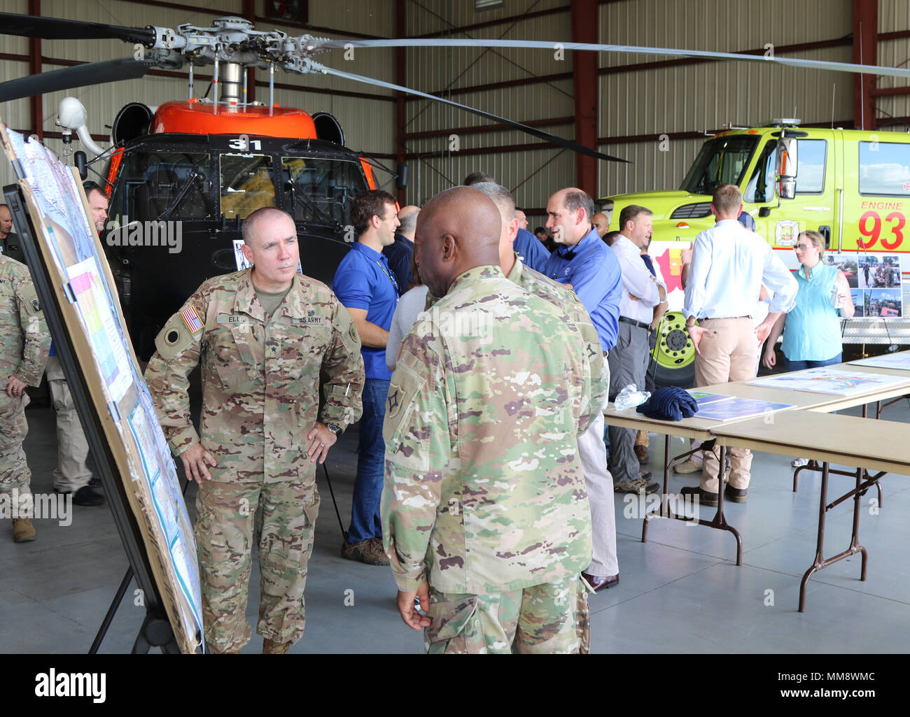 Brig gen canzoneri hi-res stock photography and images - Alamy