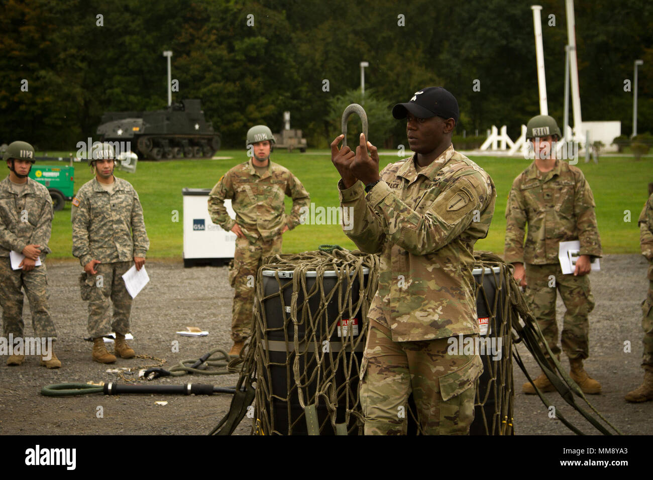 Air Assault Cadre, Sgt Jonathan Ellick, conducts sling load training ...