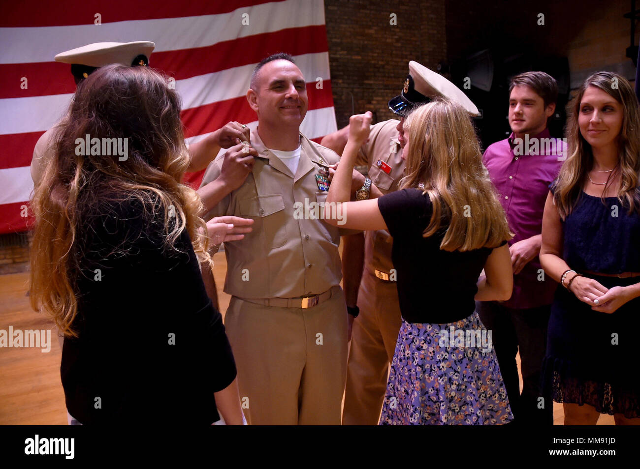 170916-N-KV163-036 GREAT LAKES (September 16, 2017) Chief Logistics ...