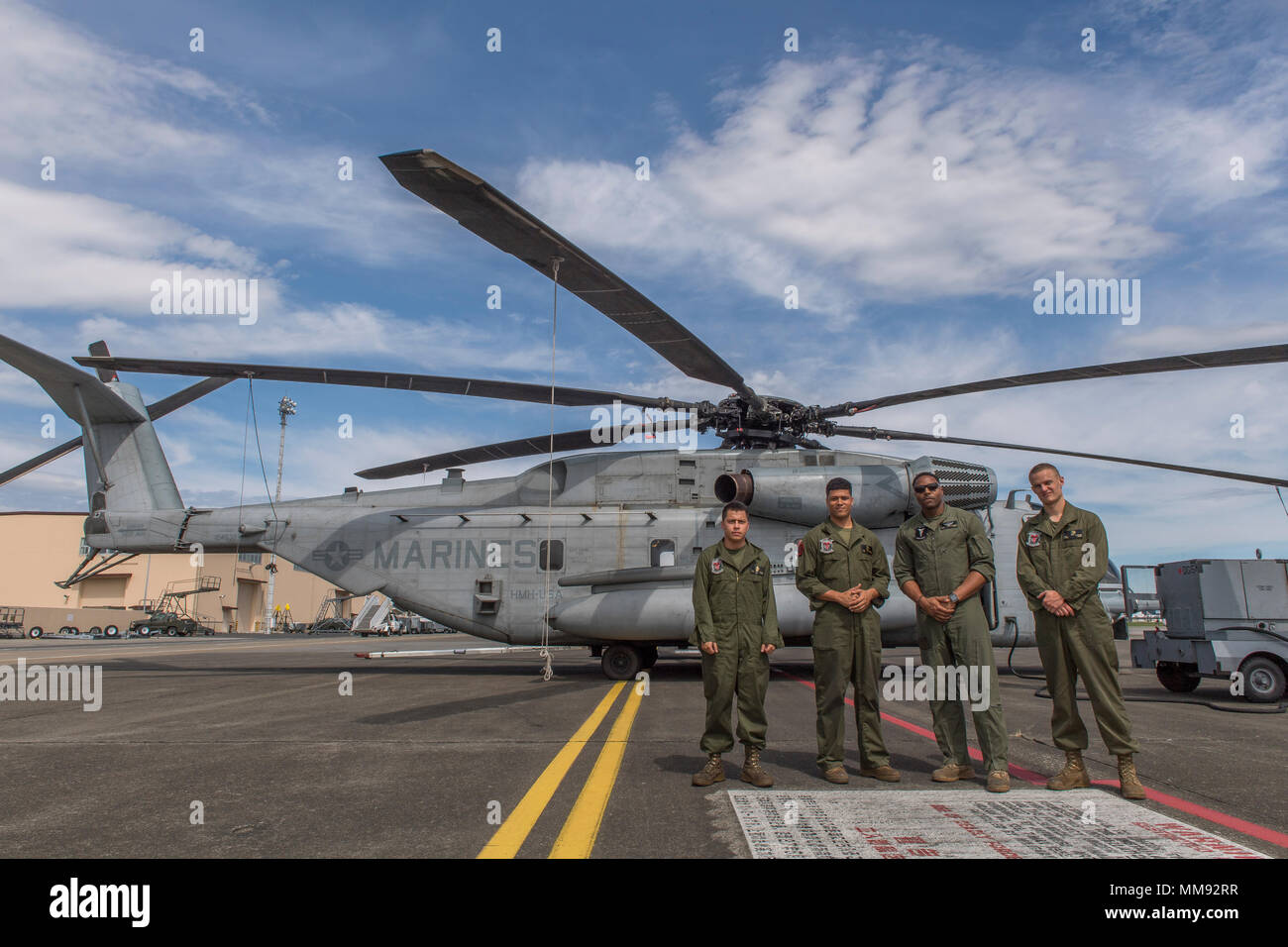 U.S. Marine Heavy Helicopter Squadron 462 aircrew pose for photo in ...