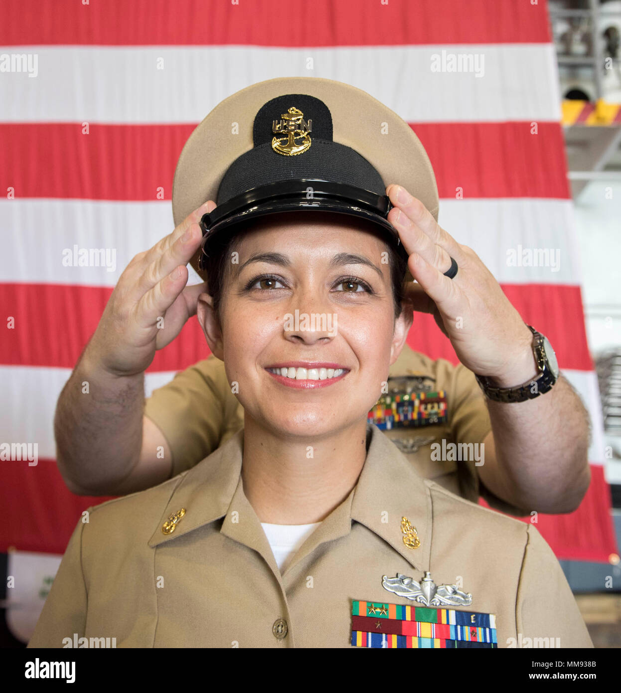 170915-N-KB401-022 NORFOLK (Sept. 15, 2017) Senior Chief Quartermaster ...