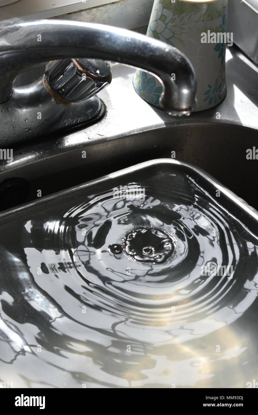 Dripping of water hi-res stock photography and images - Alamy