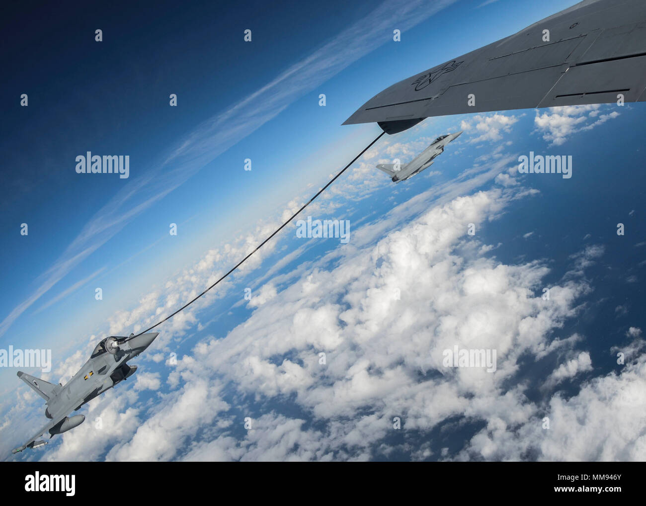 A Royal Air Force Eurofighter Typhoon receives fuel via the multi-point ...