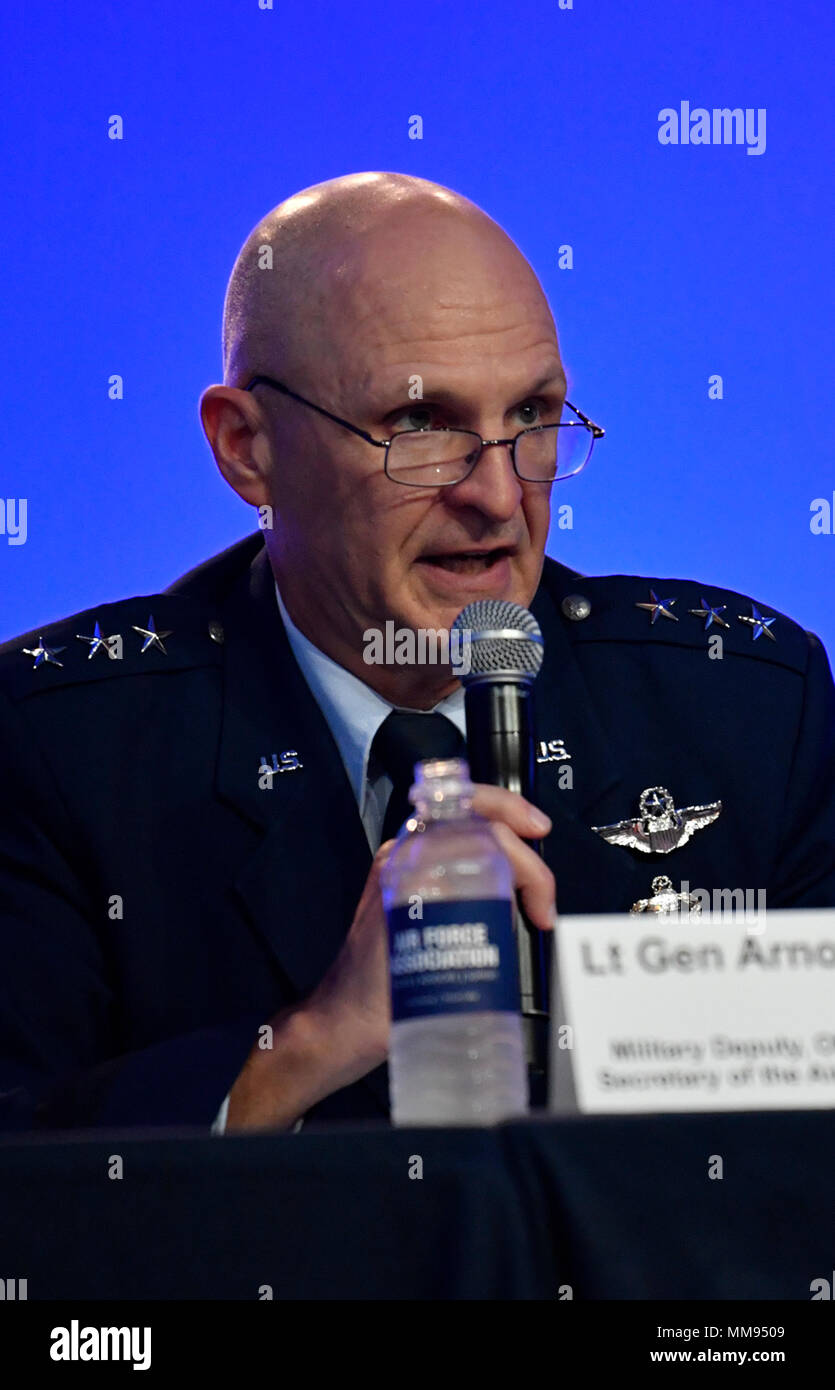 Lt gen arnold bunch hi-res stock photography and images - Alamy