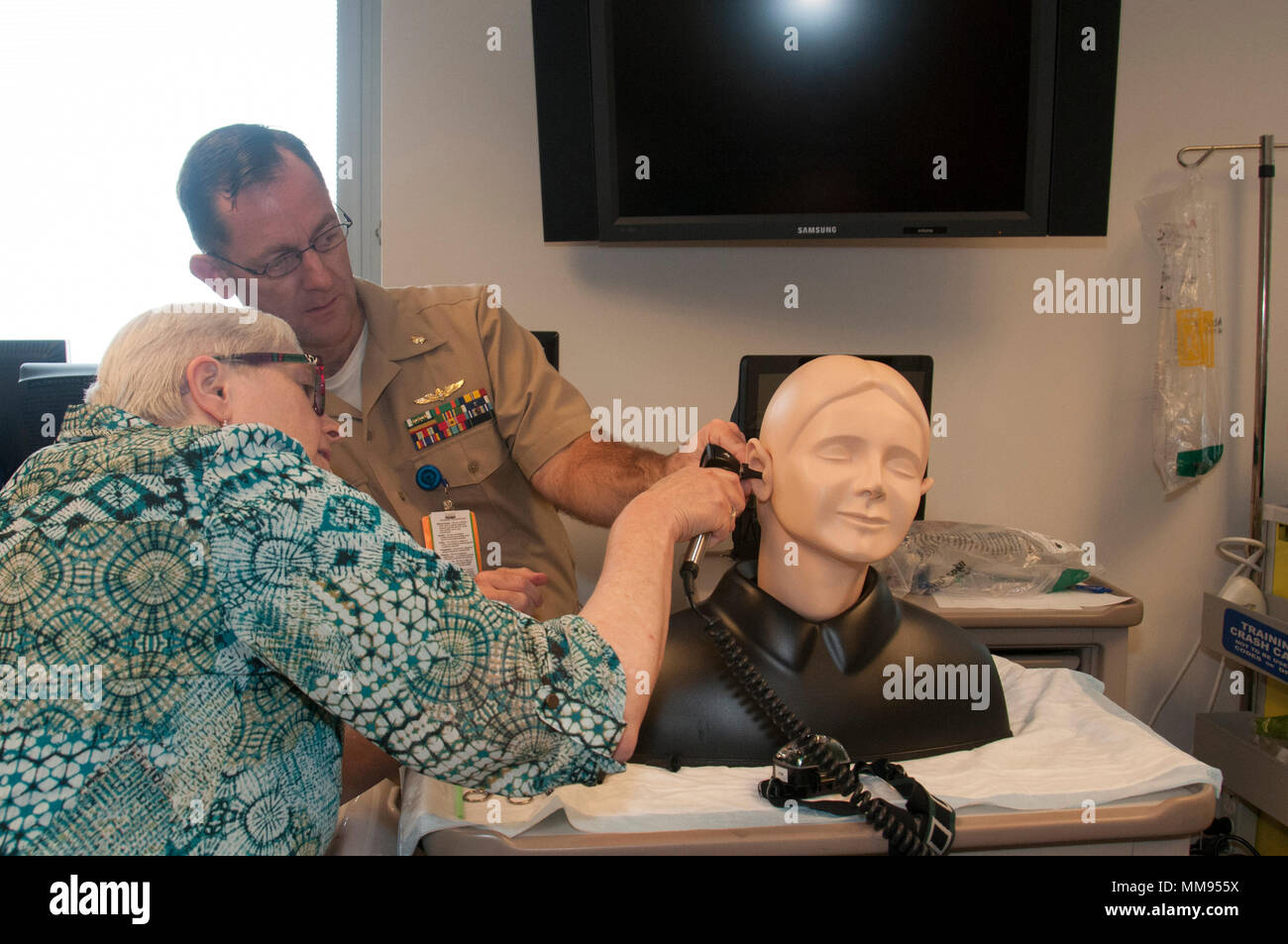 170914-N-GM597-097 Portsmouth, Va. (Sept. 14, 2017) Ann Smith of Navy ...