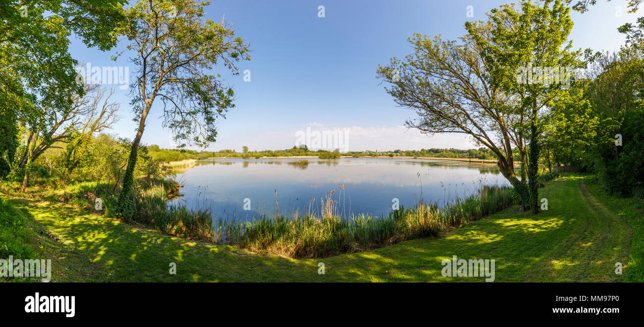 Historic (medieval) Old Alresford Pond, New Alresford, a small town or ...