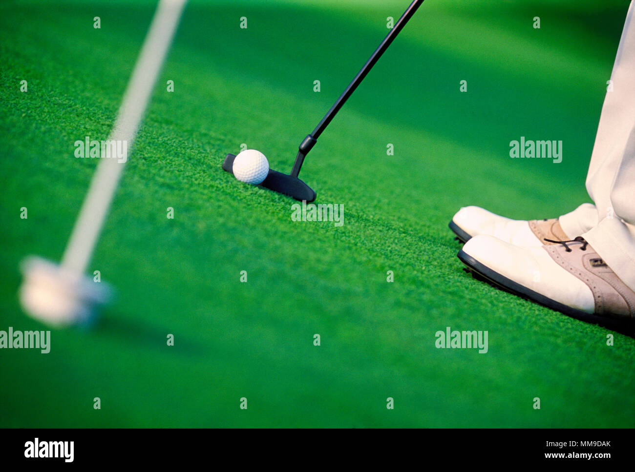 How to putt hi-res stock photography and images - Alamy