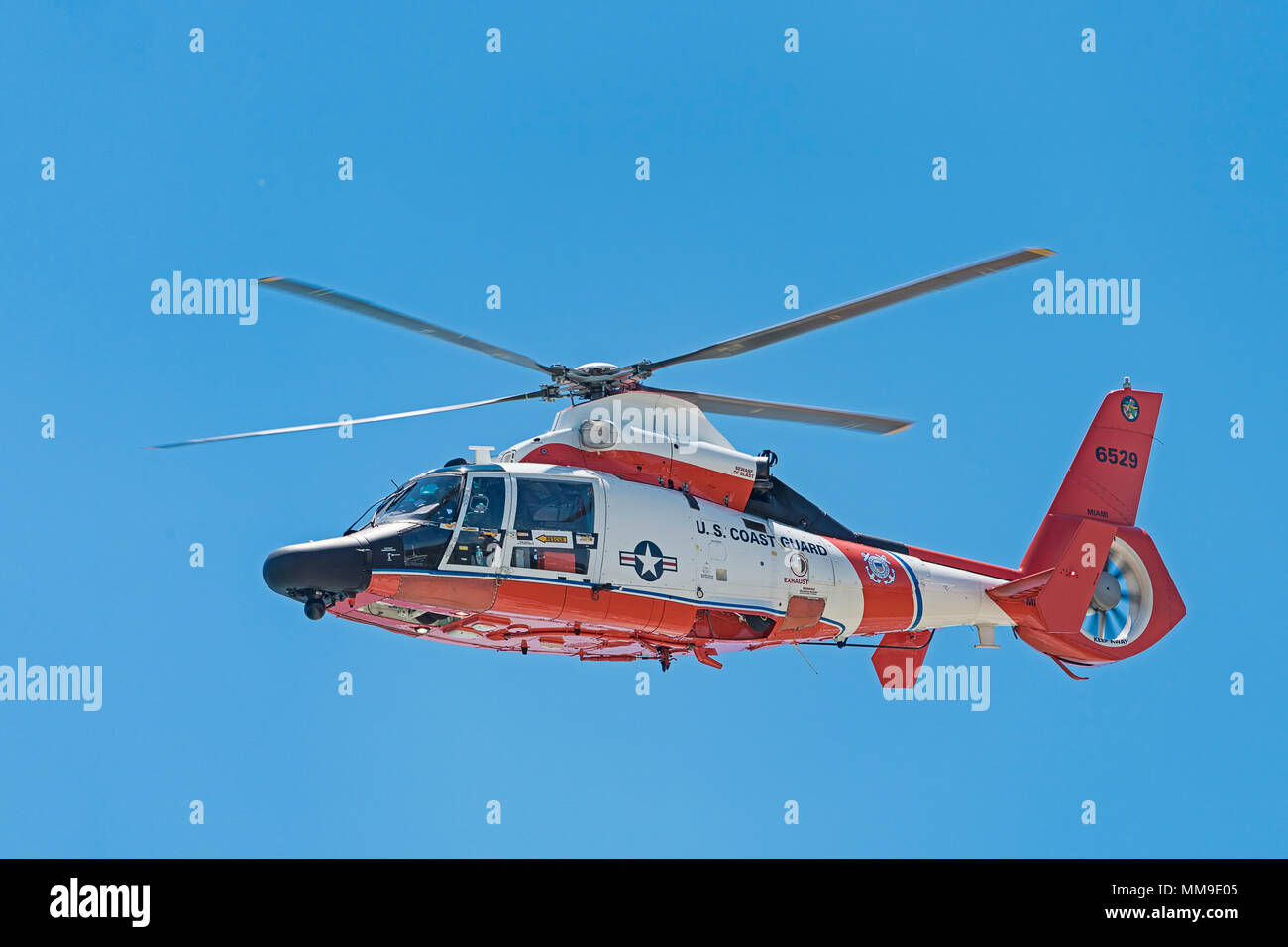 US Coast Guard Helicopter, Fort Lauderdale Beach Airshow, Florida, USA ...