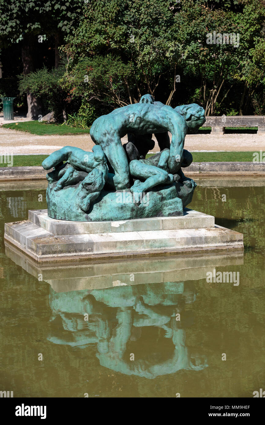 Statue in Rodin Museum in Paris Stock Photo - Alamy