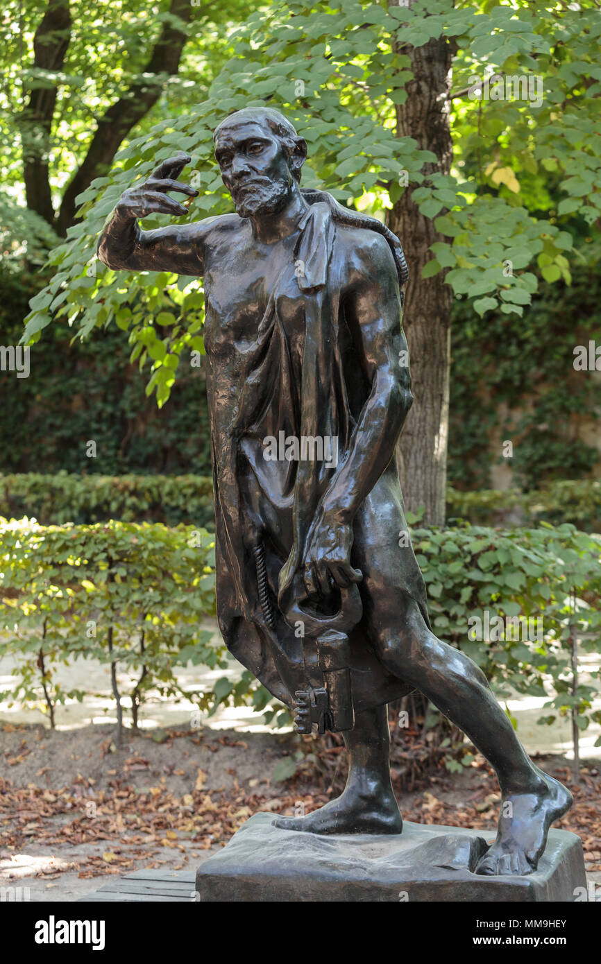 Statue in Rodin Museum in Paris Stock Photo - Alamy