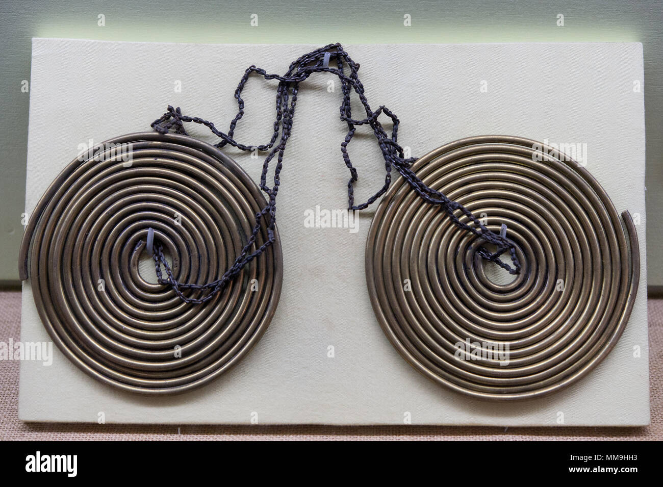 Circumcised girl hi-res stock photography and images - Alamy