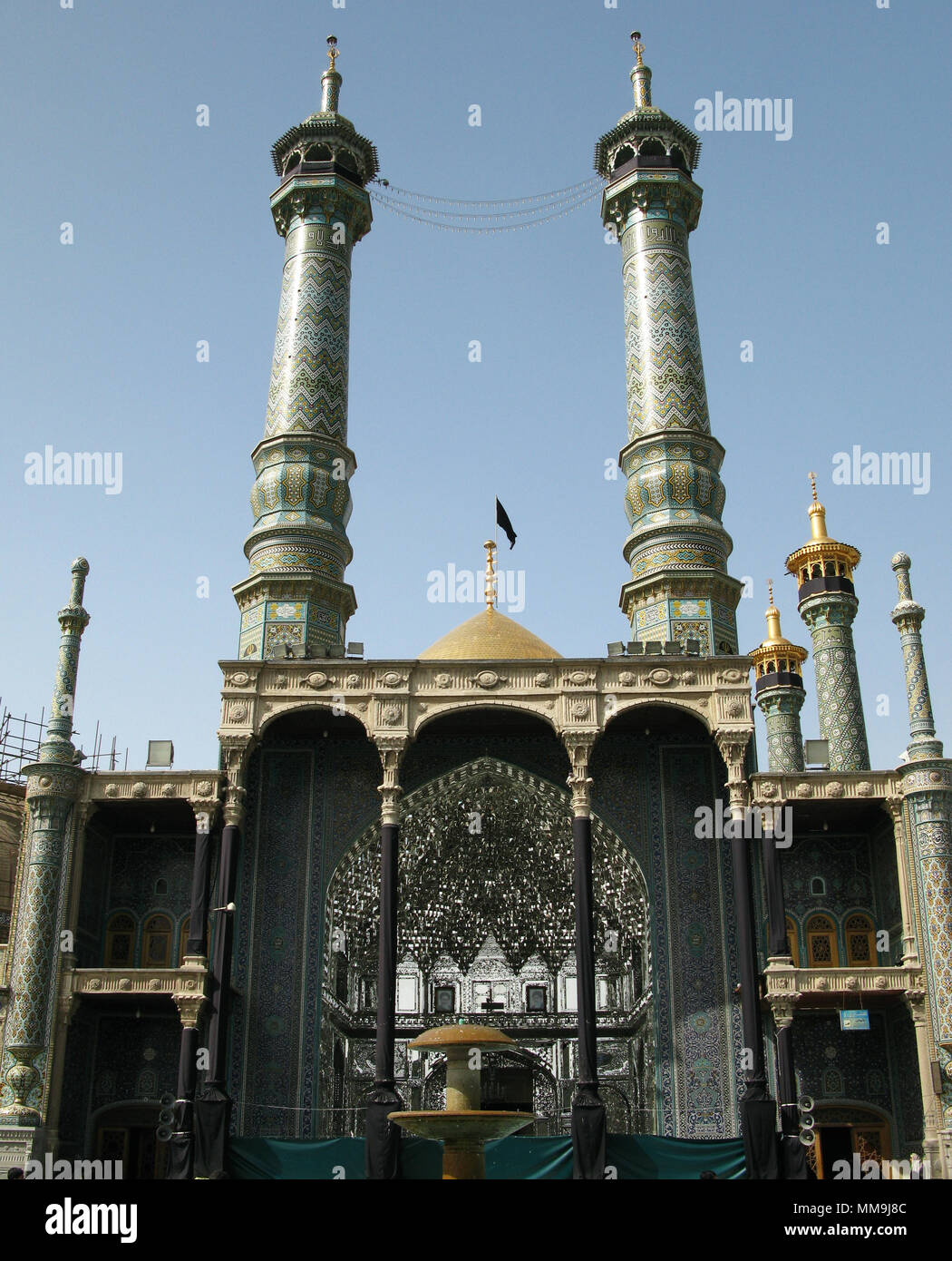 Fatima Masumeh mosque and shrine in Qum, Iran Stock Photo - Alamy