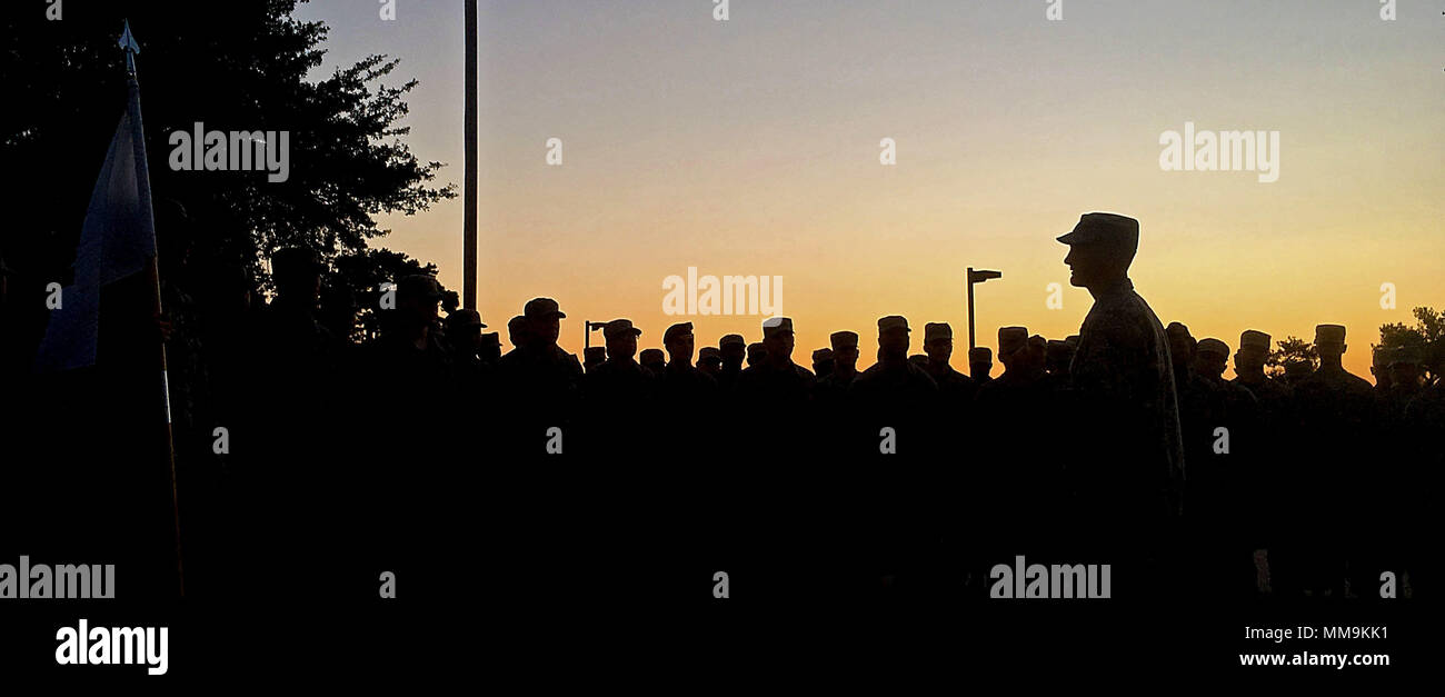U.S. Airmen assigned to the 20th Fighter Wing and Senior Master Sgt ...