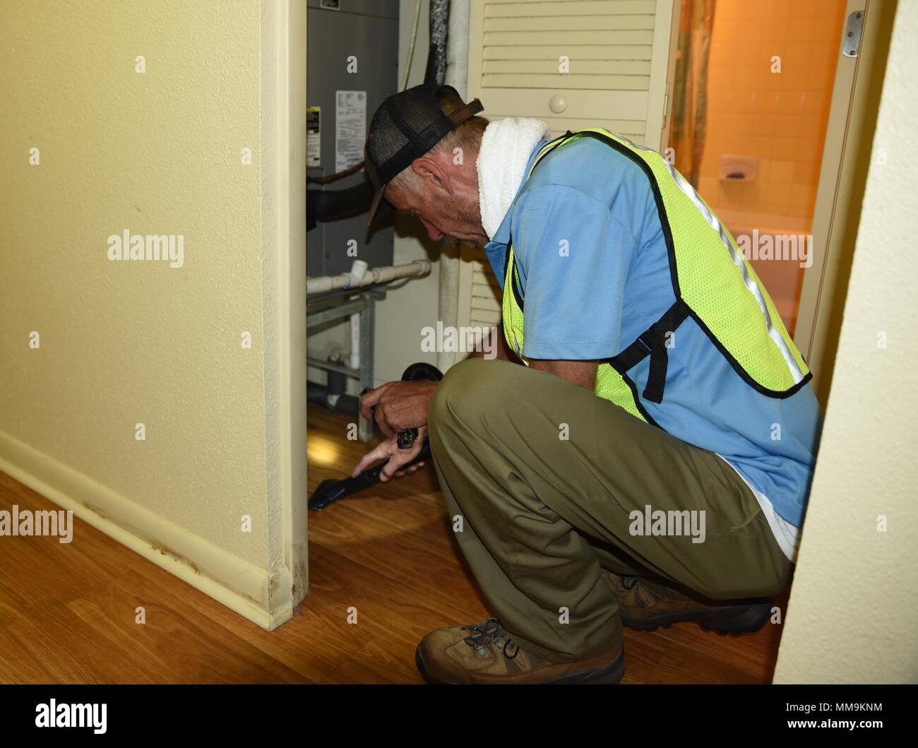 170920-N-SX614-020 KEY WEST, Florida (September 20, 2017) Rodney ...