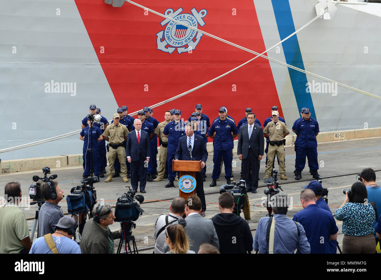 Uscg press hi-res stock photography and images - Alamy