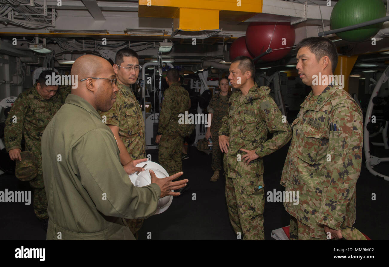 170920-N-RD713-071 WHITE BEACH (Sept. 20, 2017) Chief Warrant Officer 3 ...