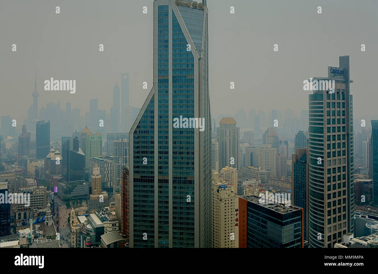 polluted air, Skyline, Shanghai, China Stock Photo - Alamy