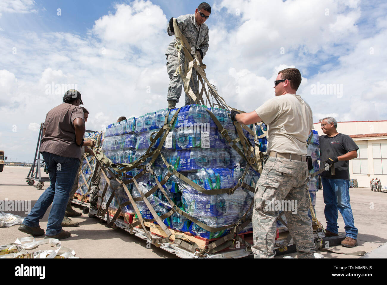 74th aps hi-res stock photography and images - Alamy