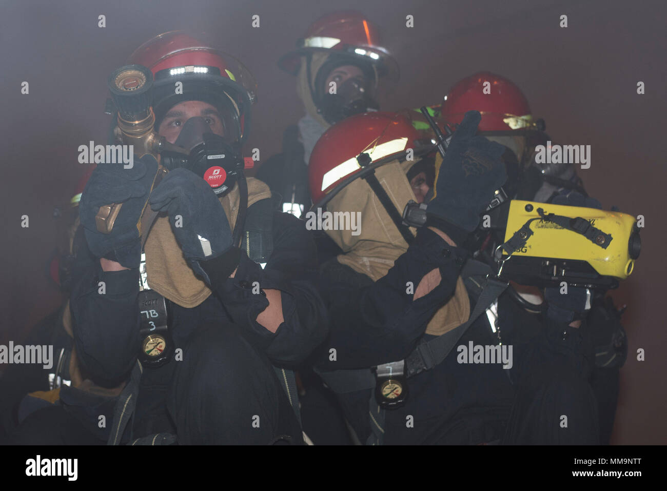 170920-N-SM112-174 ATLANTIC OCEAN (Sept. 20, 2017) Sailors practice ...